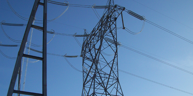 Over Versus Under: Weighing the Options for Power Lines
