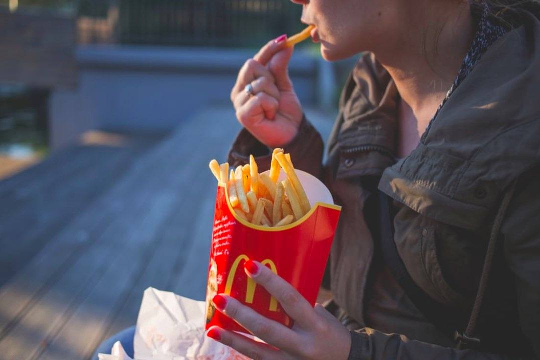 Bad Eating Habits and How to Fix Them | The Fitness Junkie Blog