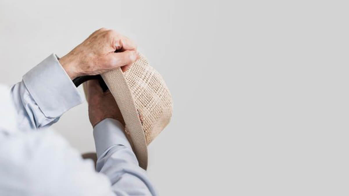 Useful Packing Check List For When You're Moving Into A Care Home