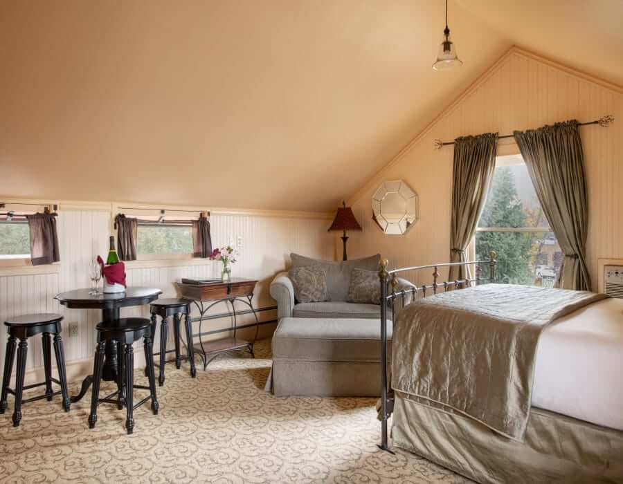 Rooms & Suites | Chamberlin Inn