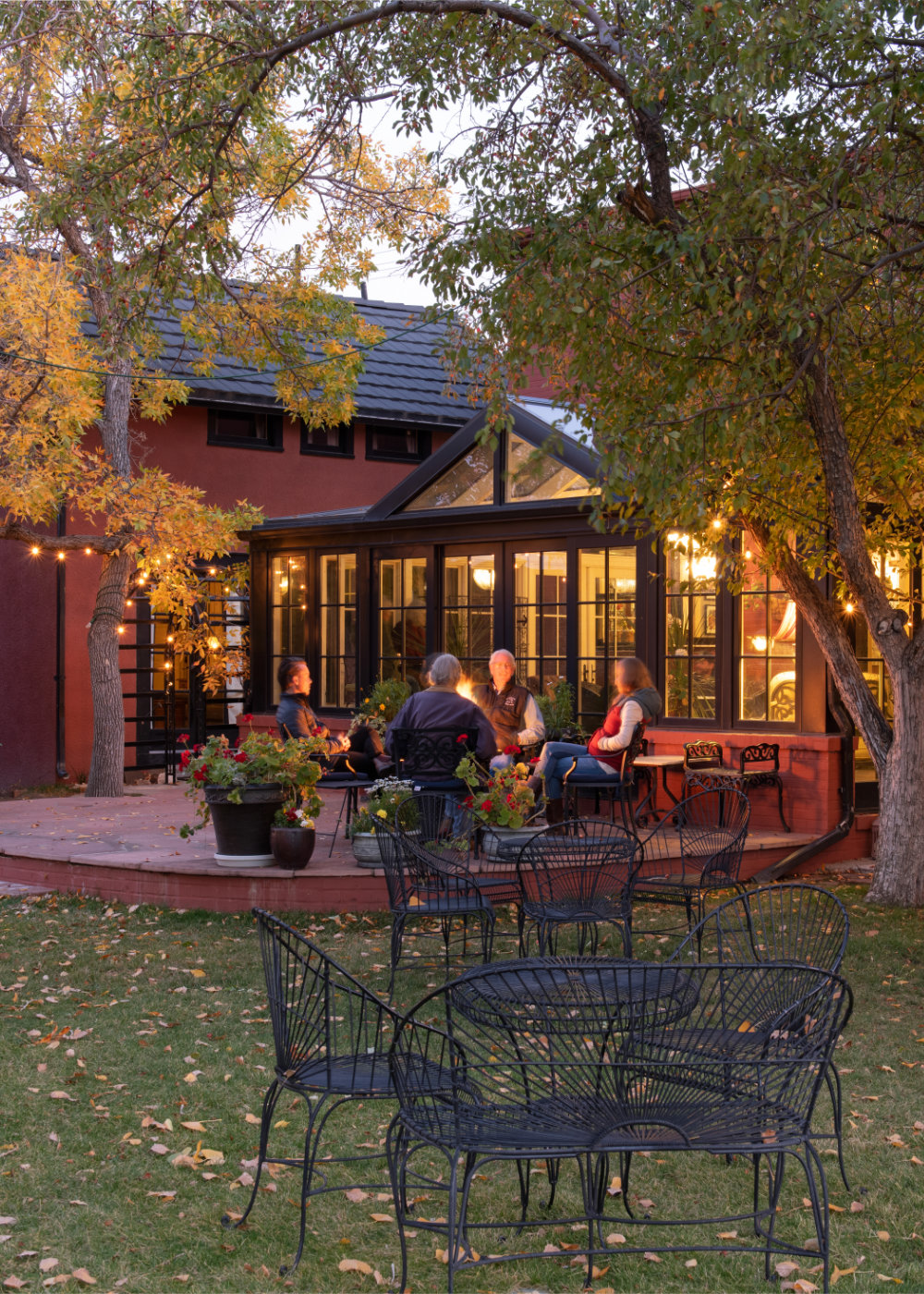 Spirits & Live Music | Chamberlin Inn