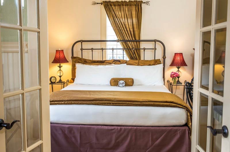 Chamberlin Inn - Cody, Wyoming Boutique Hotel