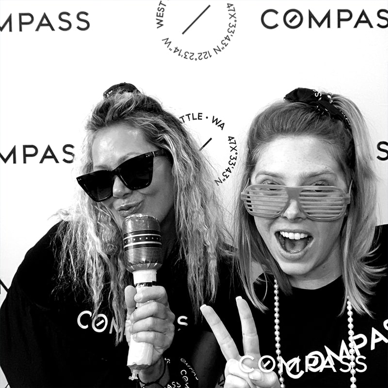 Selfie Station: Modern Selfie Stand And Photo Booth Rentals