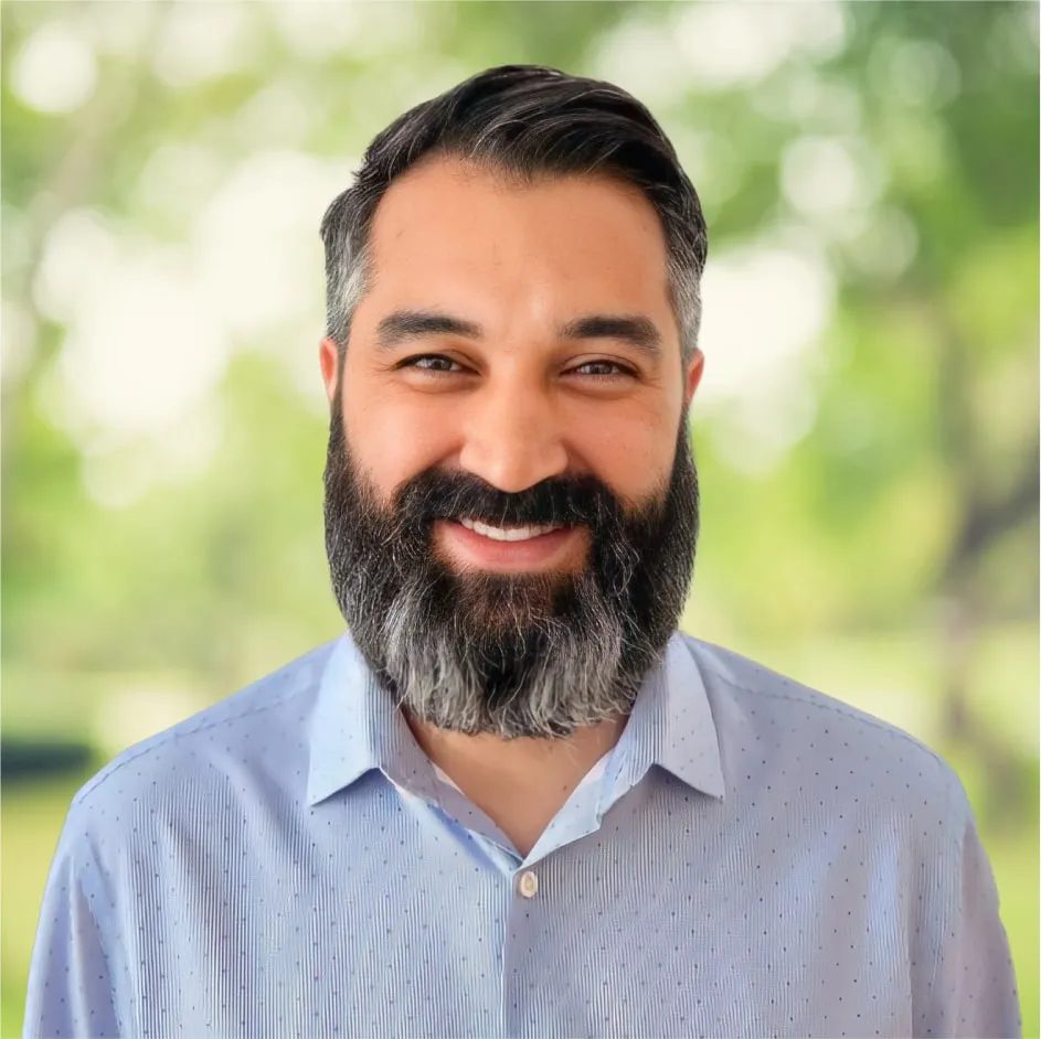 Professional Headshots Online | Take Your New Online Headshot Today