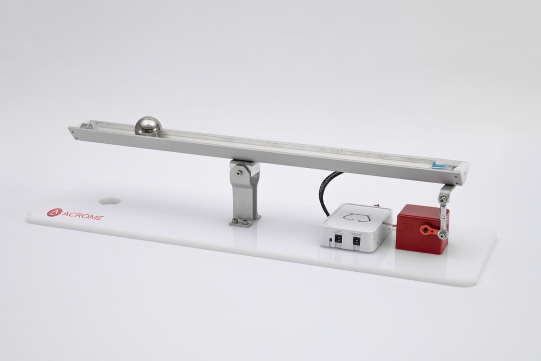 Ball and Beam: 1-DoF Control Platform | Acrome