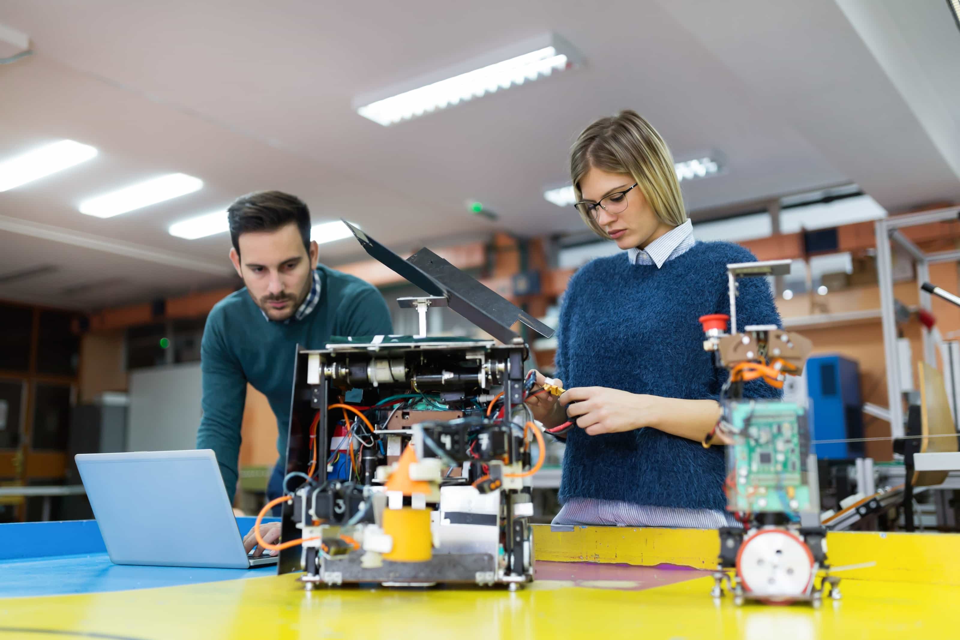 Delta Robot: 3-DoF Vision Guided Robotic Platform | Acrome