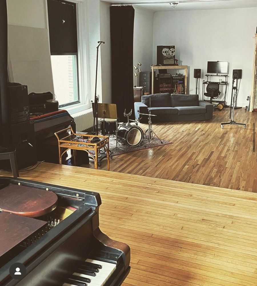 Studio Guitar Program | Chicago Guitar Lessons | Guitar Classes