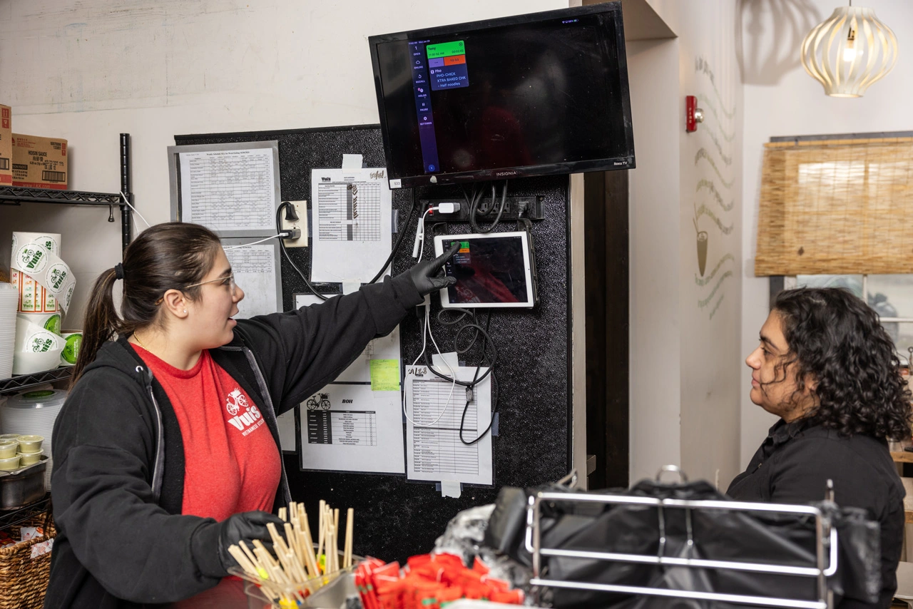 A Guide to Kitchen Display Systems for Square