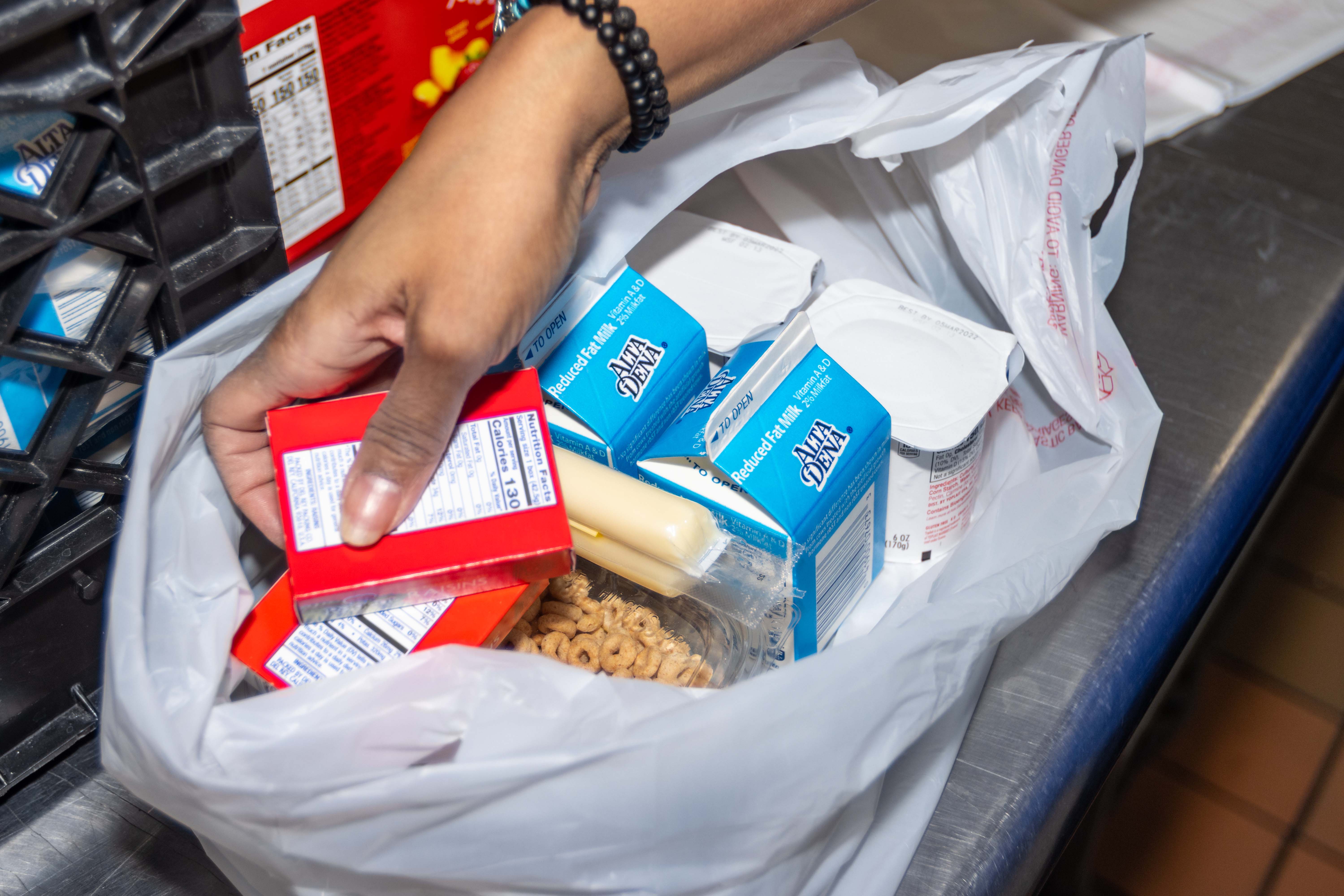 PROJECT ANGEL FOOD VOLUNTEER SPOTLIGHT: SARISA RANSOM