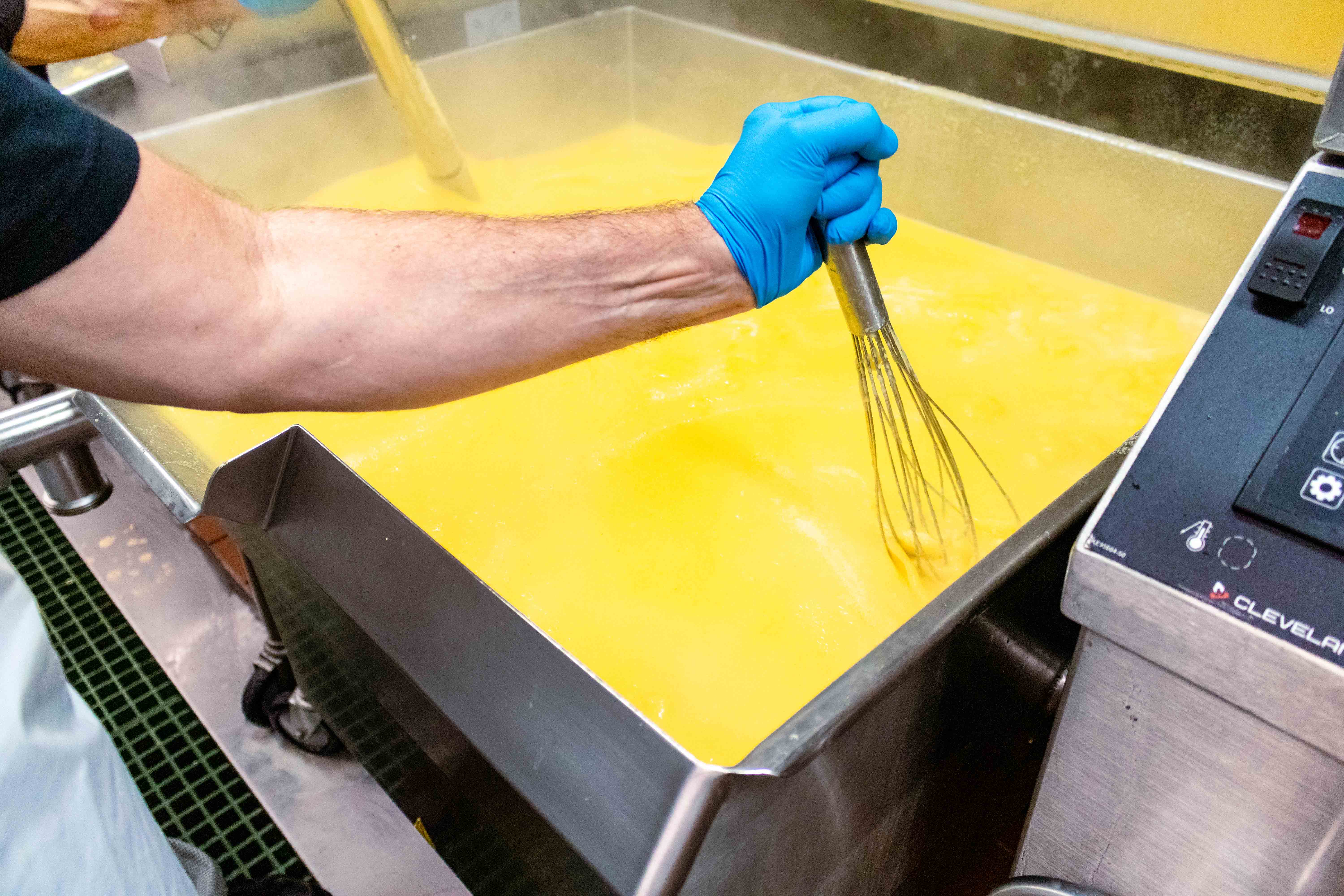 PROJECT ANGEL FOOD VOLUNTEER SPOTLIGHT: ROBIN HYERSTAY