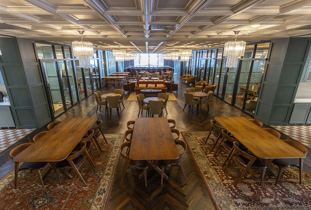 Cincinnati Rookwood | Second Floor Public House