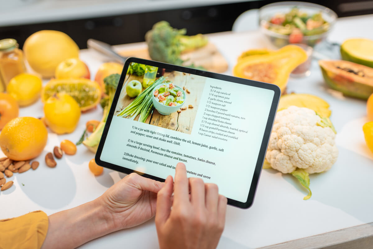 AI in Nutrition: How Technology Is Transforming What We Eat | Width.ai
