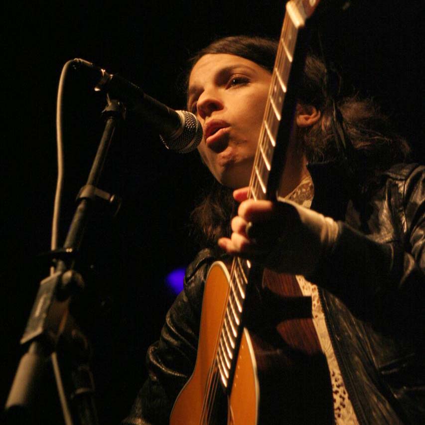 Jesca Hoop - Concert Reviews | LiveRate