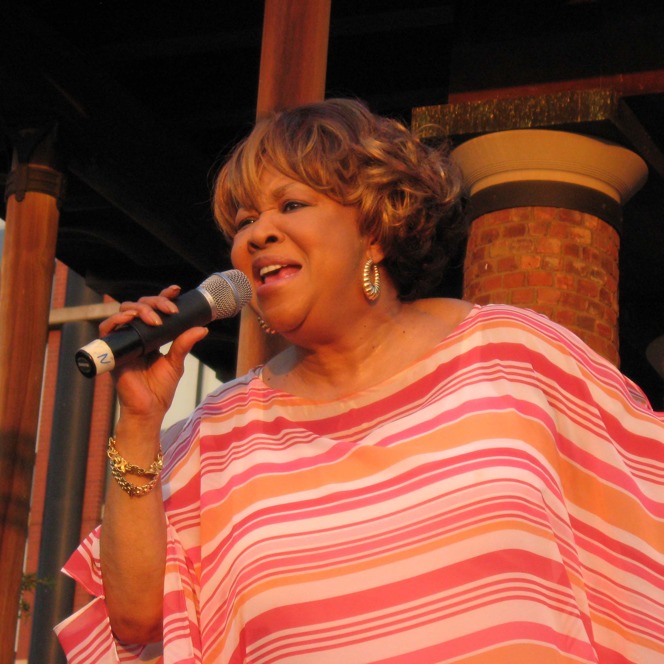 Mavis Staples - Concert Reviews | LiveRate