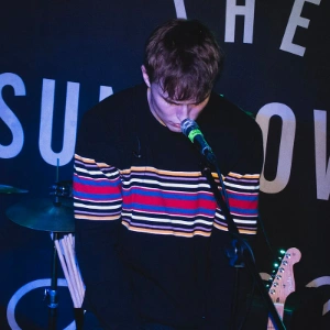 Sam Fender - Live Tour & Concert Review Consensus | LiveRate