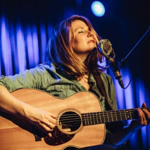 Della Mae - Concert Reviews | LiveRate