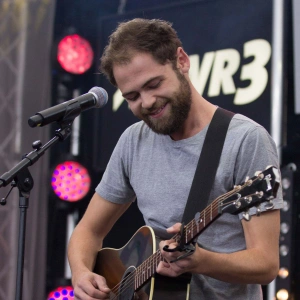 Passenger - Live Tour & Concert Review Consensus | LiveRate