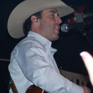 Aaron Watson - Live Tour & Concert Review Consensus | LiveRate