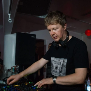 John Digweed - Live Tour & Concert Review Consensus | LiveRate