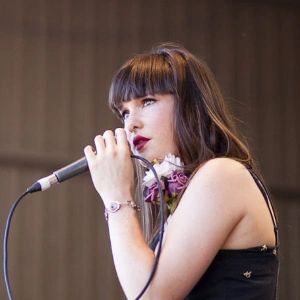 Lisa Mitchell - Live Tour & Concert Review Consensus | LiveRate