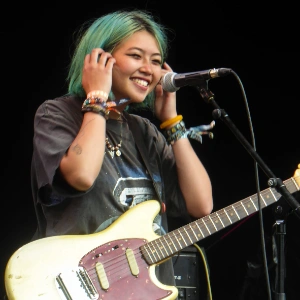 Beabadoobee - Live Tour & Concert Review Consensus | LiveRate