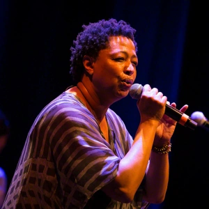 Lisa Fischer - Live Tour & Concert Review Consensus | LiveRate