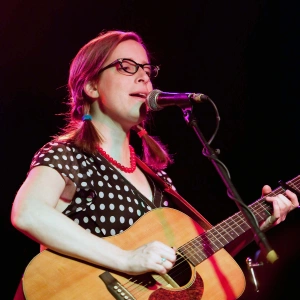 Laura Veirs - Live Tour & Concert Review Consensus | LiveRate