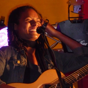 Allison Russell - Concert Reviews | LiveRate