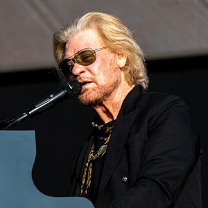 Daryl Hall - Concert Reviews | LiveRate