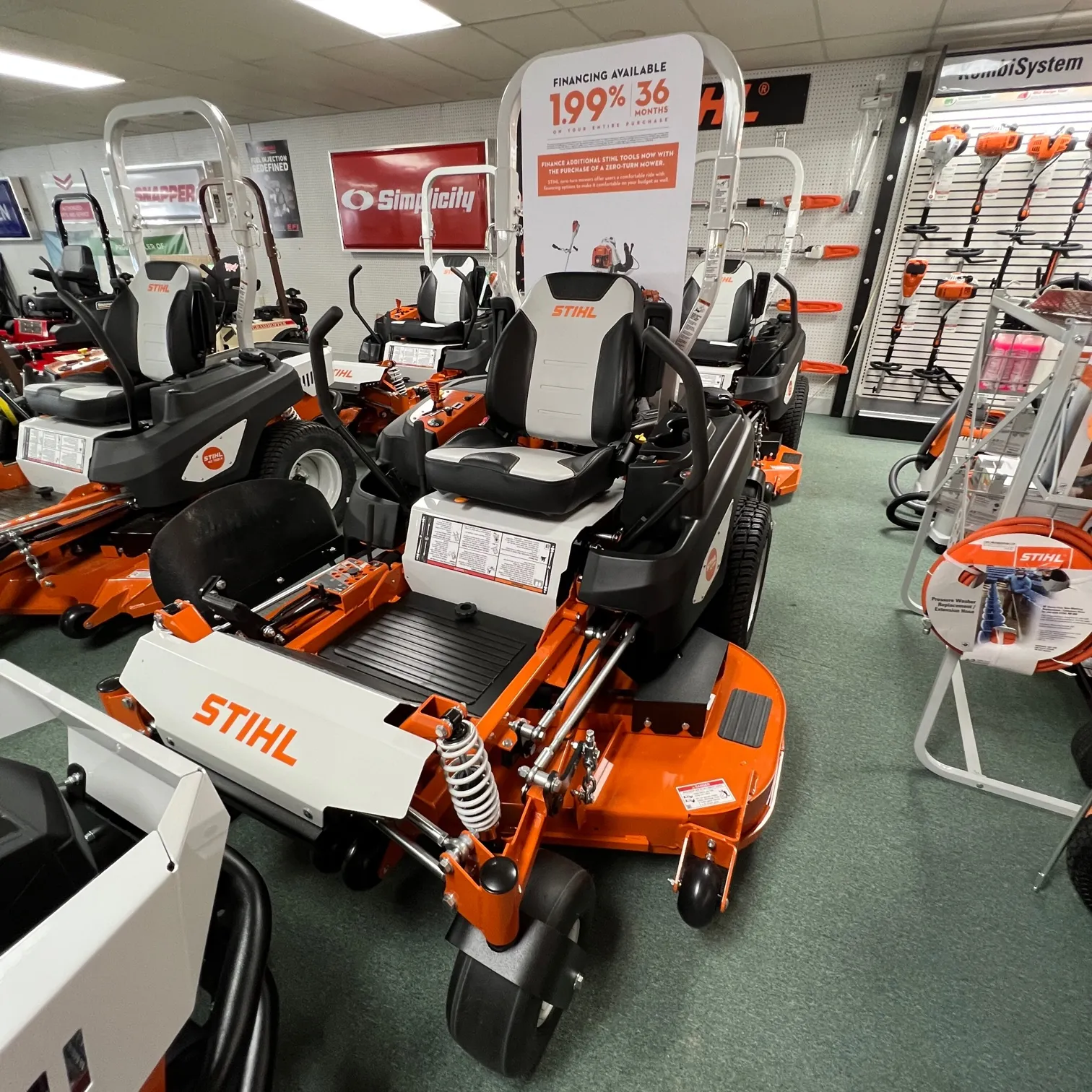 STIHL RZ 560 Zero-Turn Mower—60 in, 27 hp, Briggs & Stratton for sale ...