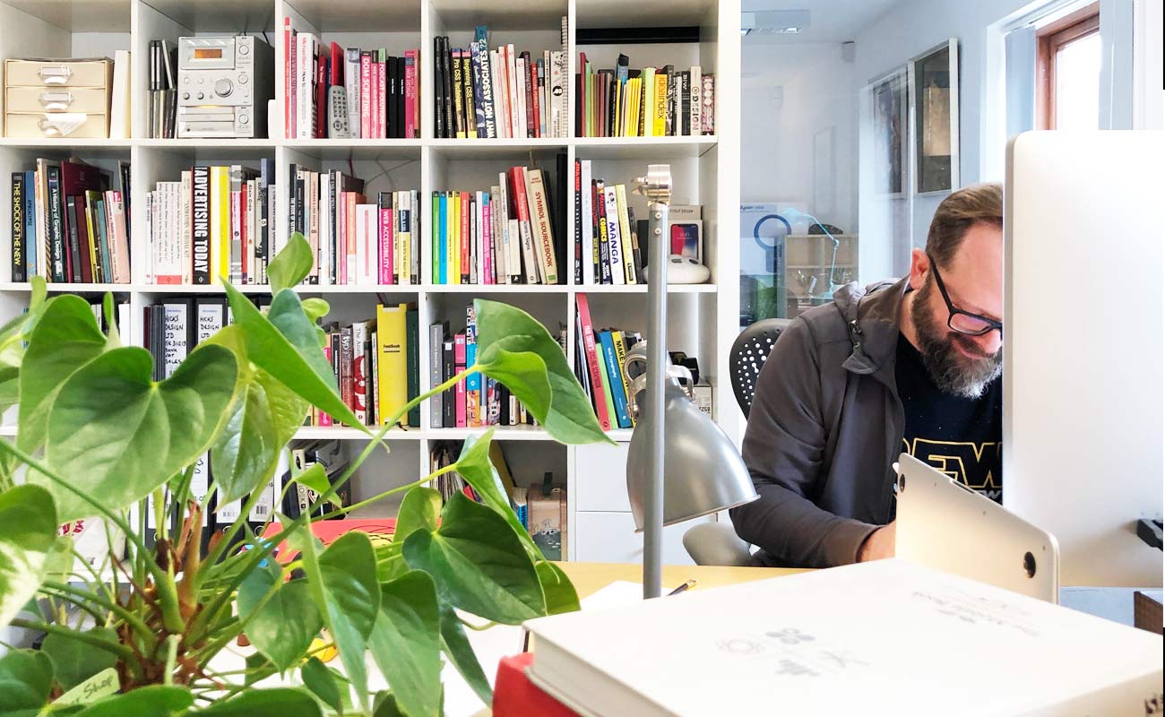 Listen to Jon Hicks ‘Understanding the differences between brand design ...