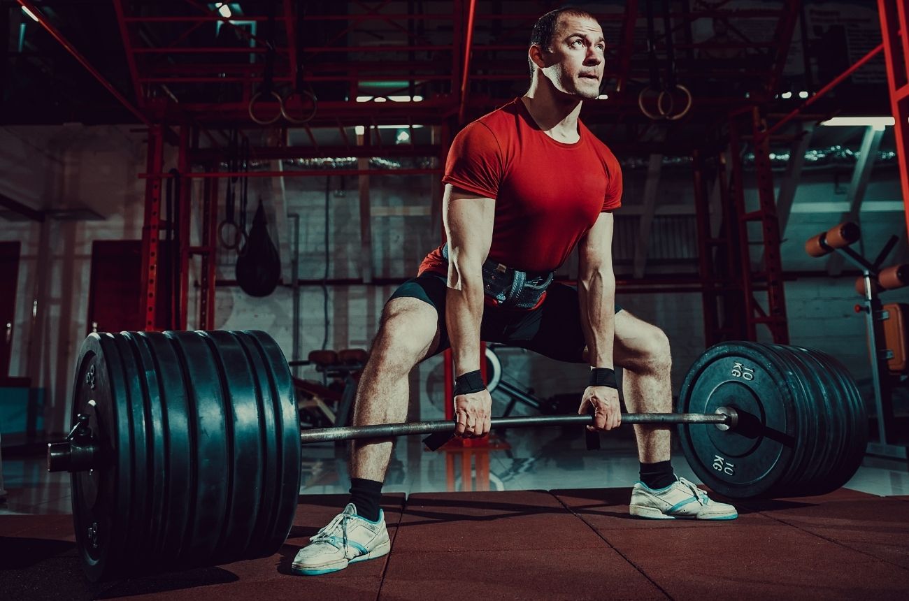 Sumo Deadlift: How to Do, Benefits & Its Forms | cult.fit
