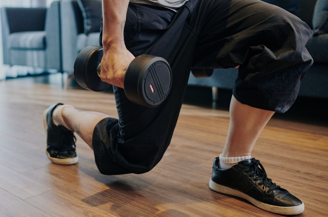 9 Best Dumbbell Exercise You Can Do at Home to Build Muscle - cult.fit