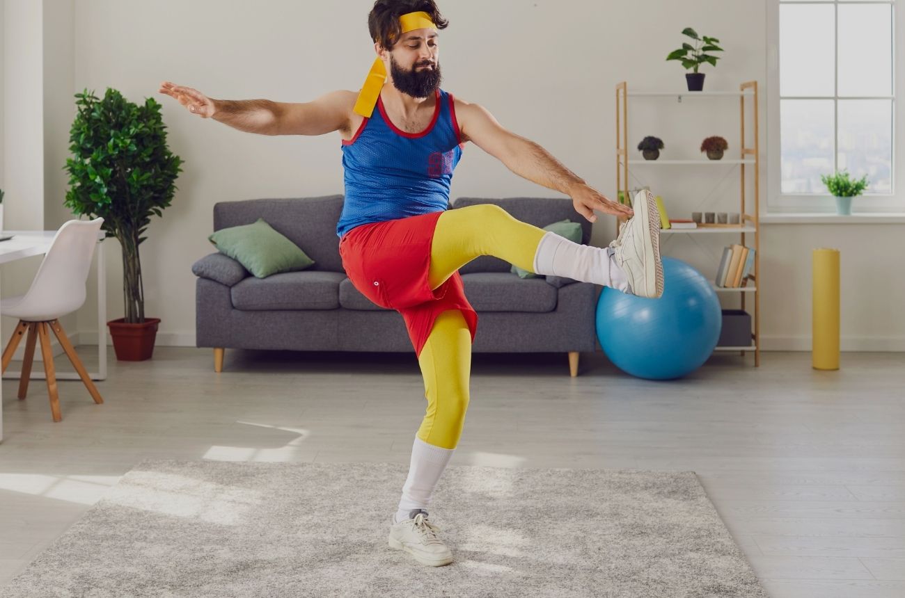 Toe Taps Exercises: Benefits, How to Do, Variations & More - Blog.cult.fit