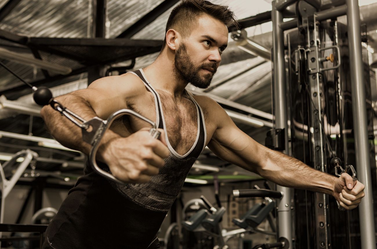 How to Do Cable Crossovers: Benefits, Variations & Precaution