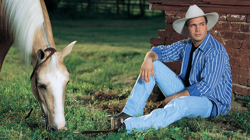 Garth Brooks | "Back When the Old Stuff Was New!" - Garth Brings Retro ...