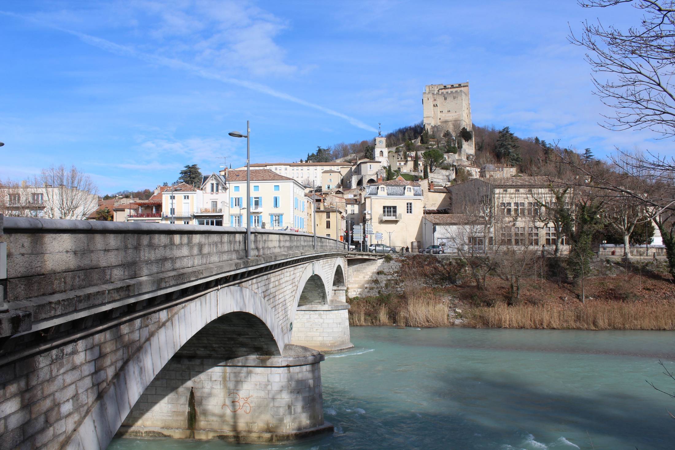 Road trip hivernal en van au départ de Lyon, Grenoble et Annecy