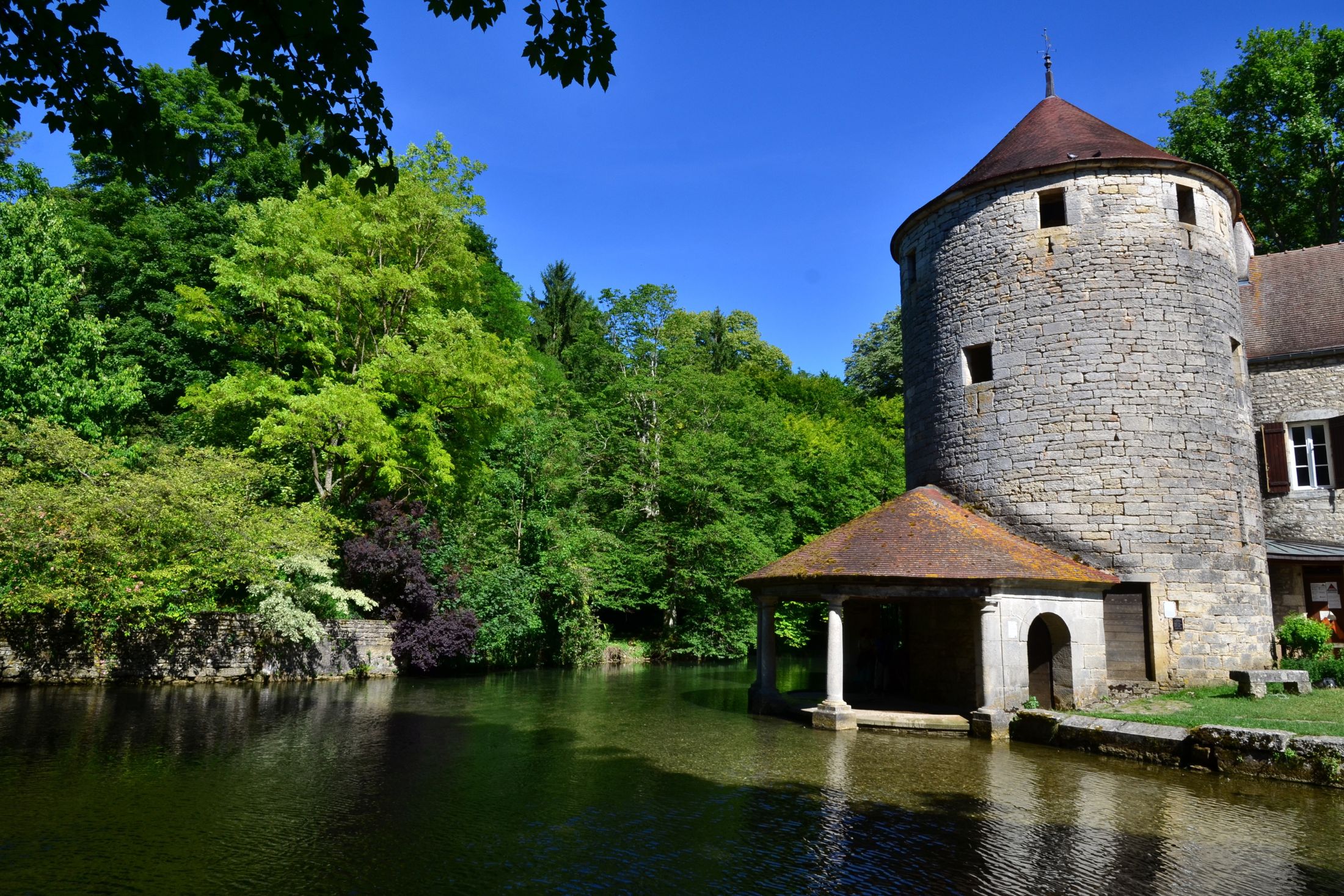 Les 10 plus beaux villages de Bourgogne-Franche-Comté