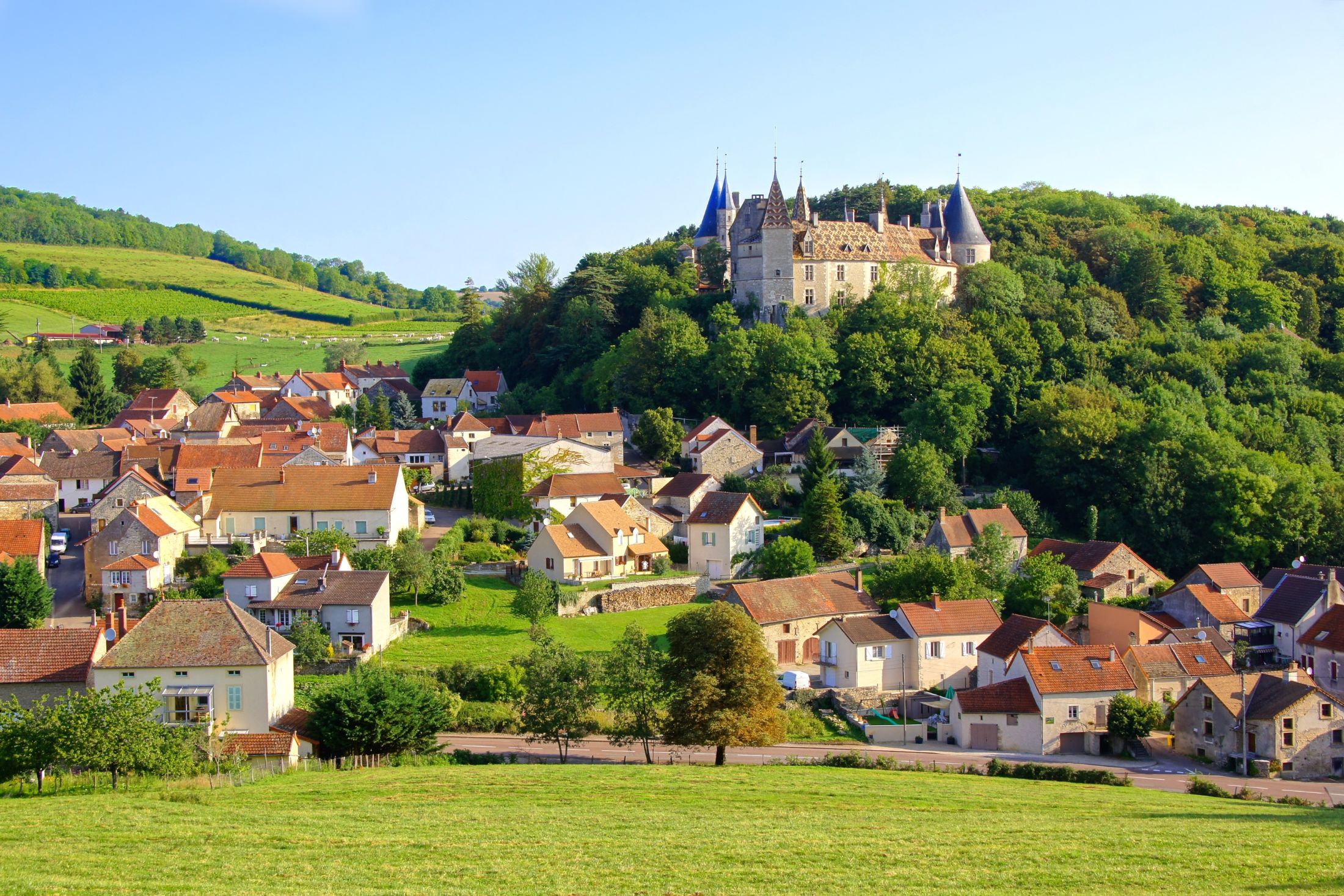 Les 10 plus beaux villages de Bourgogne-Franche-Comté