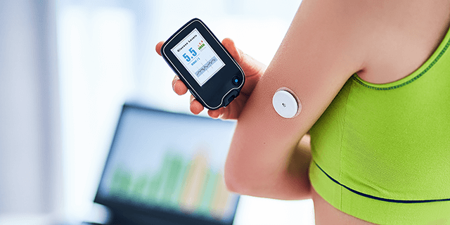 Best Continuous Glucose Monitors For Measuring Blood Sugar [2021]