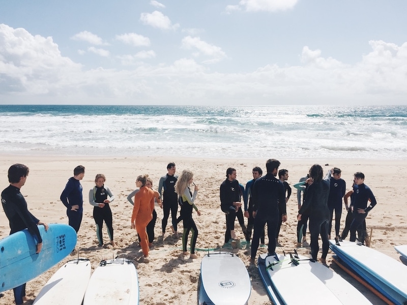 What is team-building? Definition, process, benefits.