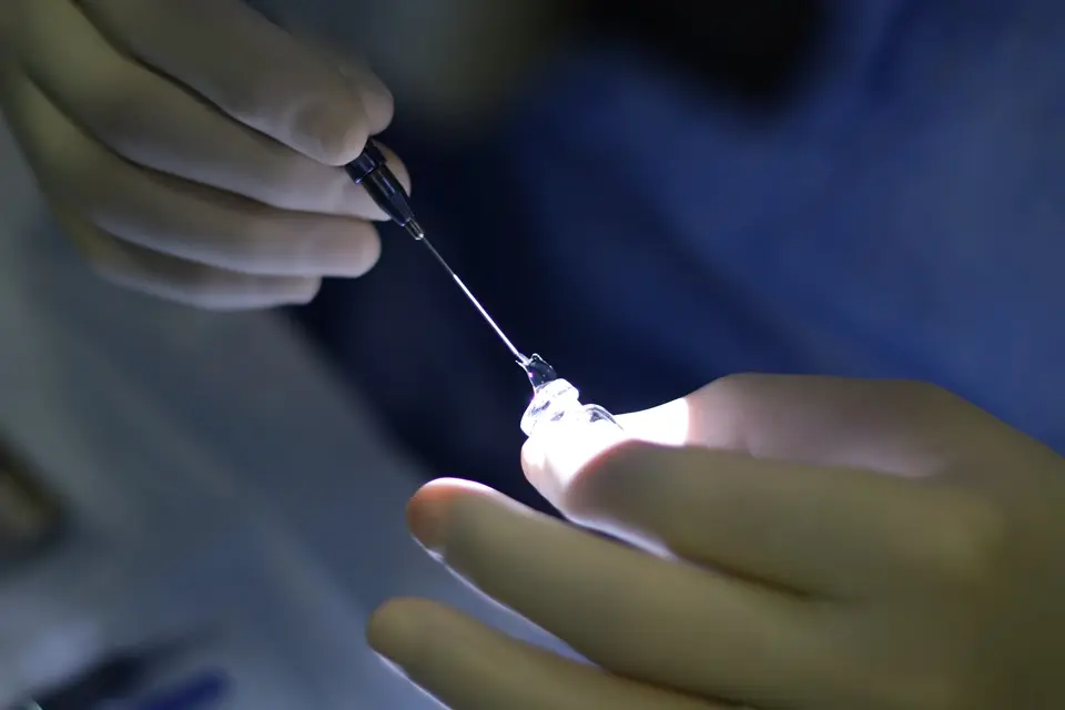 Refractive Lens Exchange (RLE) in Chicago | Kraff Eye Institute