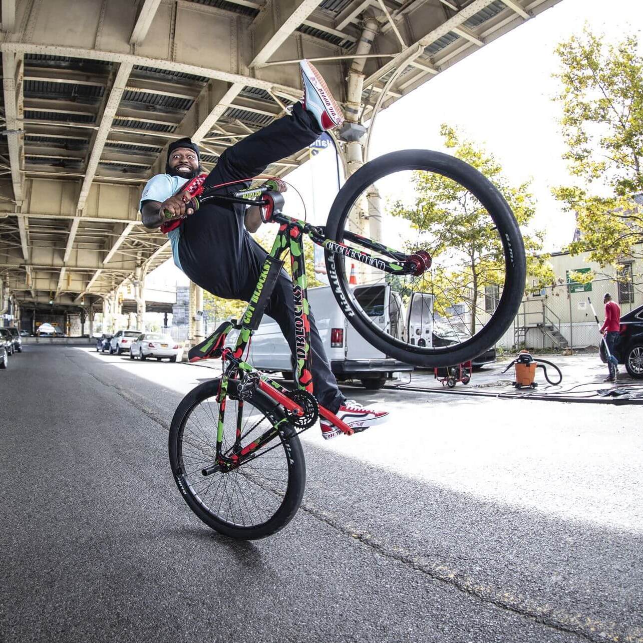 "We Ride As One" - Vans & SE Bikes zelebrieren Bicycle Motocross