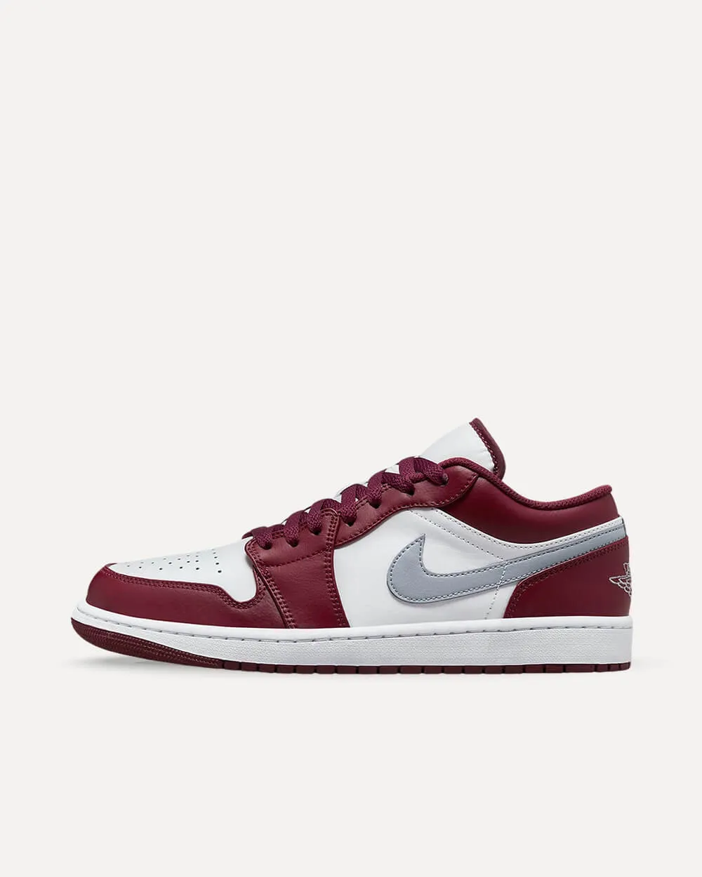 Nike Air Jordan 1 Low "Bordeaux" - 553558-615 - Release | sneaker.de