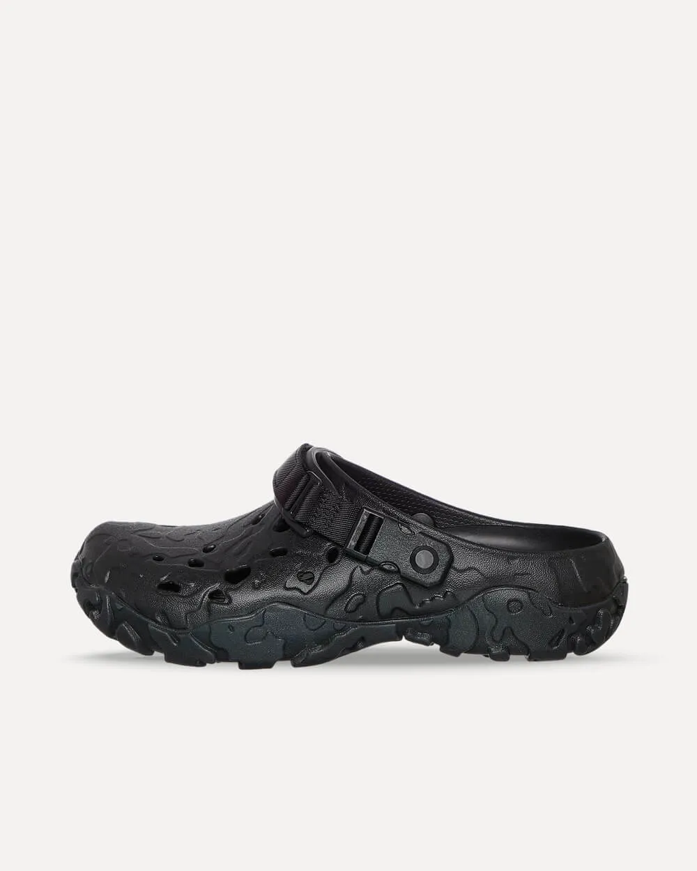 Crocs All-Terrain Atlas Clog - 208391-060 - Release | sneaker.de