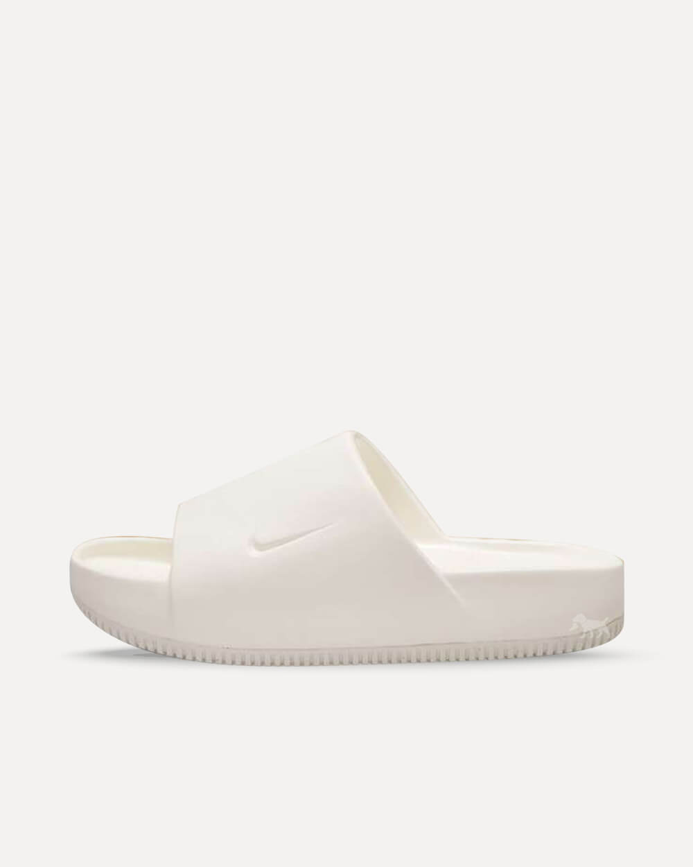 Nike Calm Slide "Sail" - FD4116-100 - Release | sneaker.de
