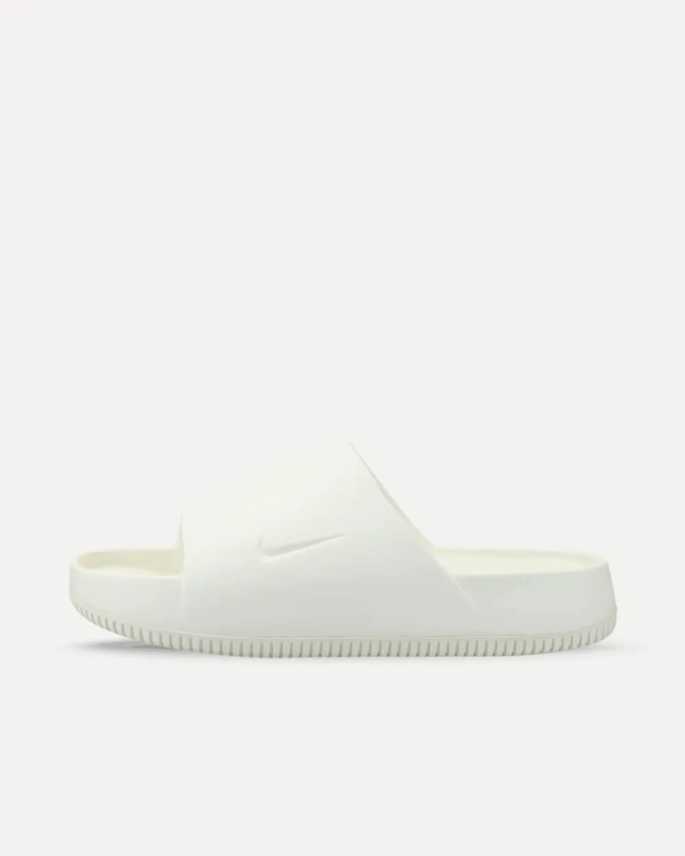 Nike Calm Slide "Sail" - FD4116-100 - Release | sneaker.de