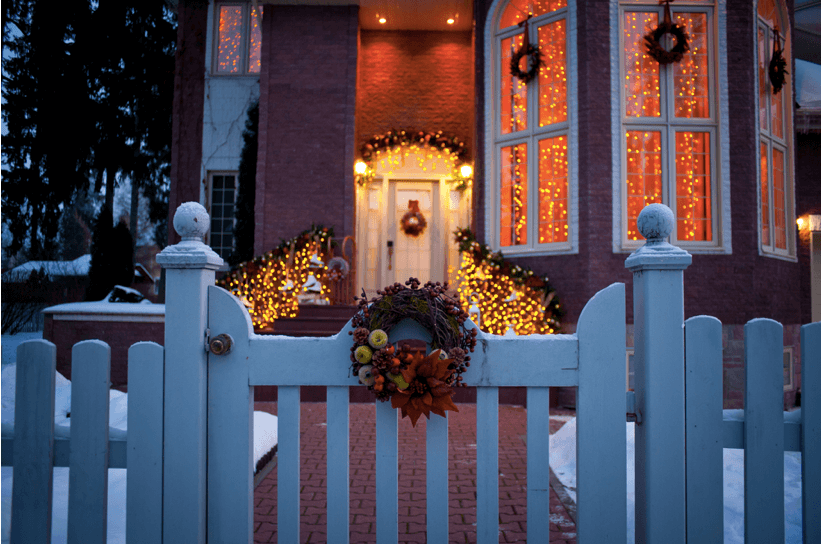 Going Away for the Holidays? 12 Tips for Preparing Your Home Before ...