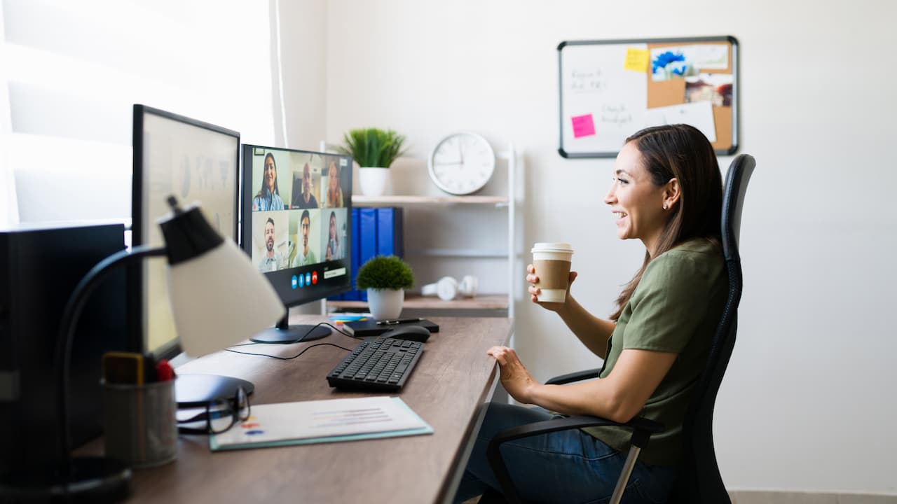 10 Work from Home Employee Engagement Ideas That Actually Work | Robin