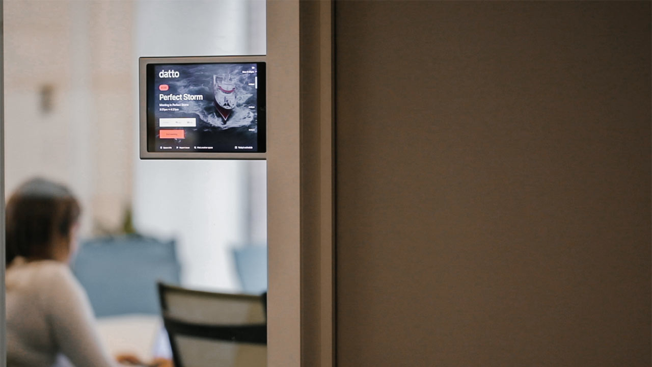 Conference room display solutions to enhance your meetings